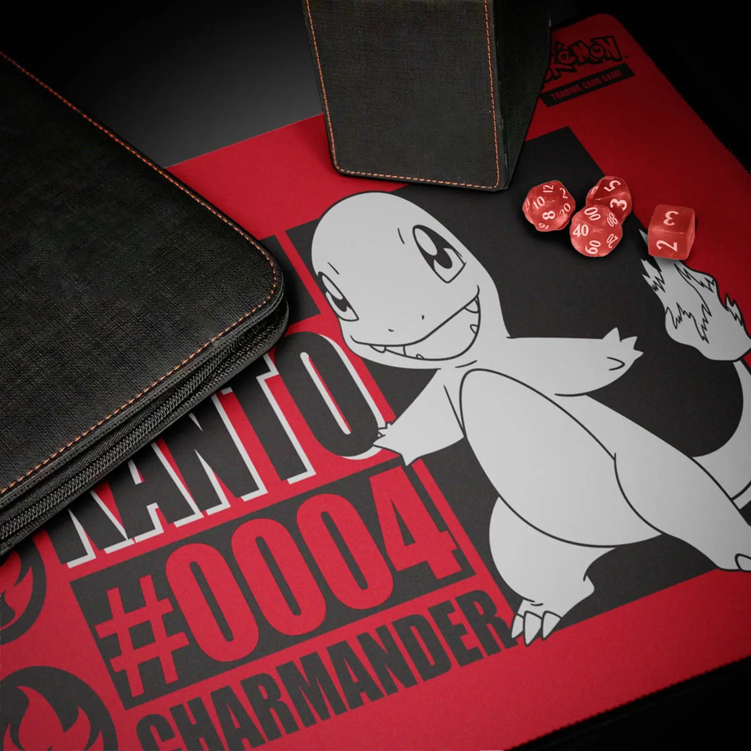 Pokémon - Charmander Playmat: Kartenspiele online kaufen | Ex Libris